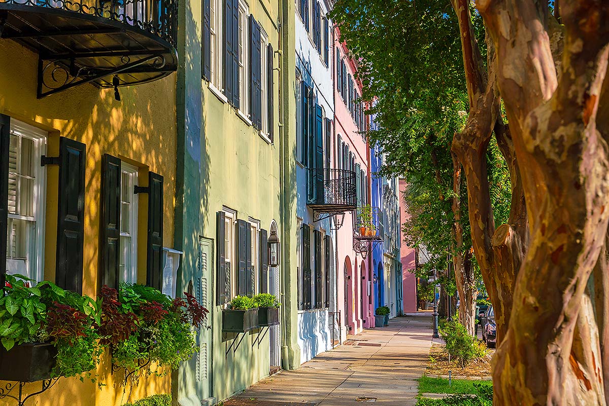 The Colors of Charleston: From Sea Island Blue to Dewberry – Harlestons